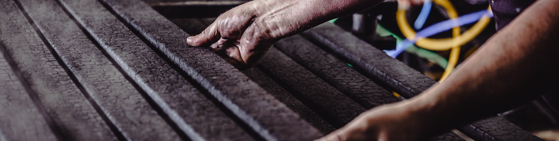 Shou Sugi Ban technique - Zwarthout